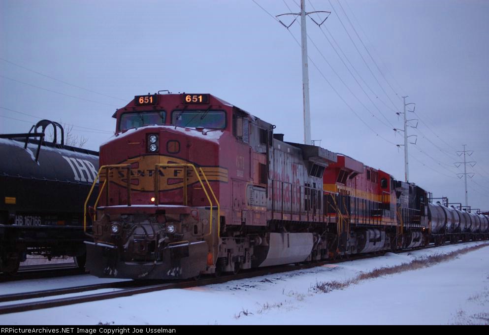 BNSF 651
